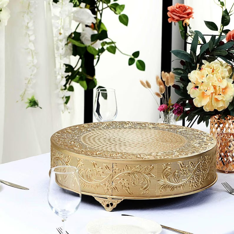 ROUND METAL STAND GOLD/SILVER. RENTAL